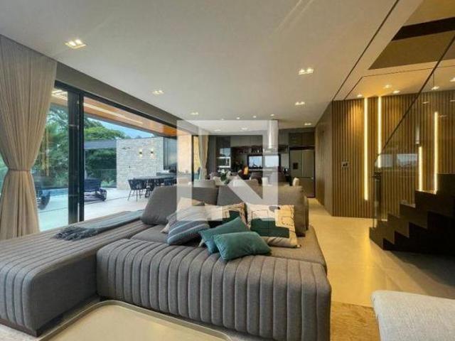 Casa à Venda Morro do Chapéu, 4 Quartos, 320 m² Nova Lima