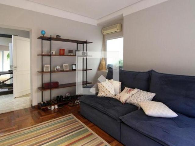 Casa à Venda Morumbi, 4 Quartos, 252 m2