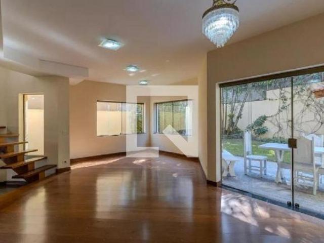 Casa à Venda Morumbi, 4 Quartos, 300 m2