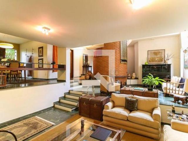 Casa à Venda Morumbi, 4 Quartos, 300 m2