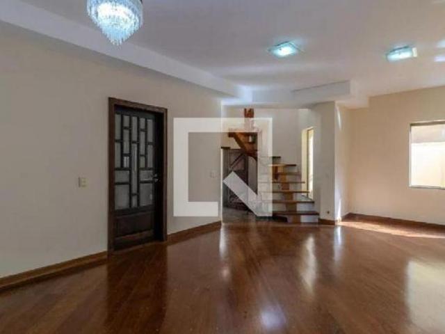 Casa à Venda Morumbi, 4 Quartos, 300 m² São Paulo