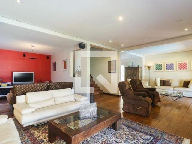 Casa à Venda Morumbi, 4 Quartos, 323 m2