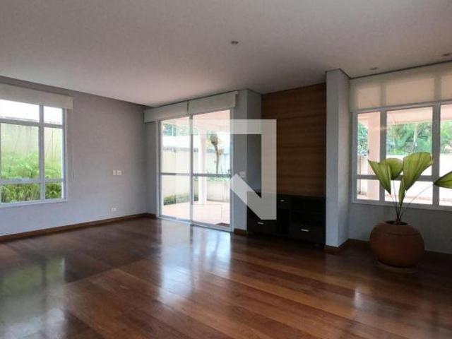 Casa à Venda Morumbi, 4 Quartos, 360 m2