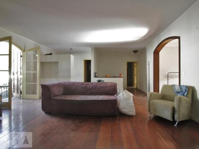 Casa à Venda Morumbi, 4 Quartos, 380 m² São Paulo