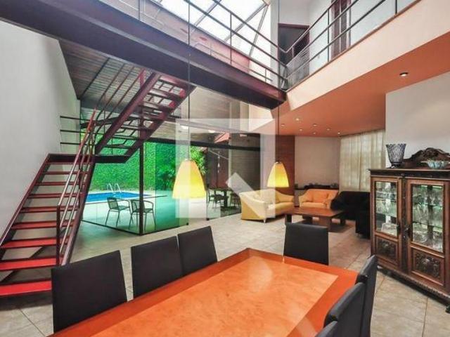 Casa à Venda Morumbi, 4 Quartos, 400 m2