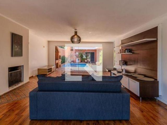 Casa à Venda Morumbi, 4 Quartos, 600 m2