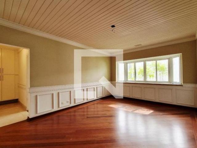 Casa à Venda Morumbi, 4 Quartos, 754 m2