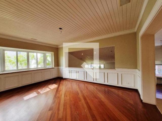 Casa à Venda Morumbi, 4 Quartos, 754 m² São Paulo