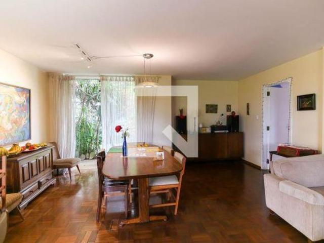 Casa à Venda Morumbi, 5 Quartos, 235 m2
