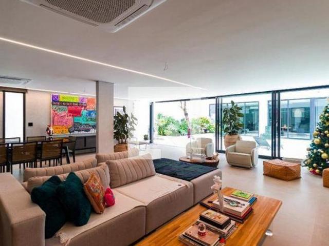 Casa à Venda Morumbi, 5 Quartos, 500 m² São Paulo