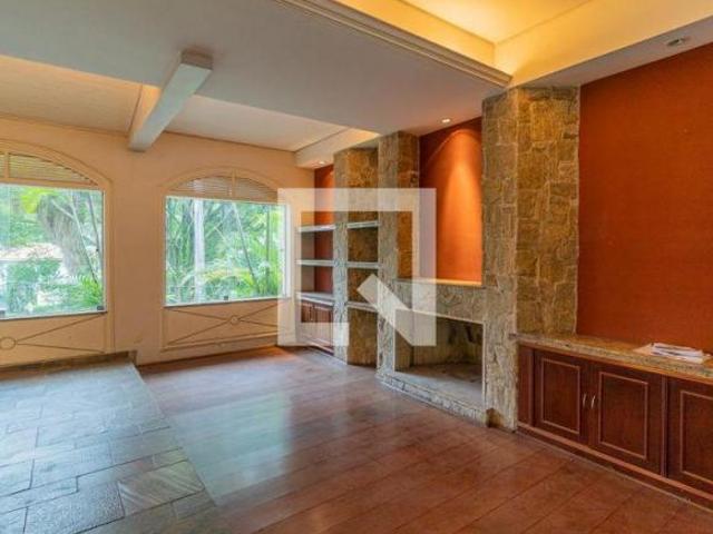 Casa à Venda Morumbi, 7 Quartos, 740 m2