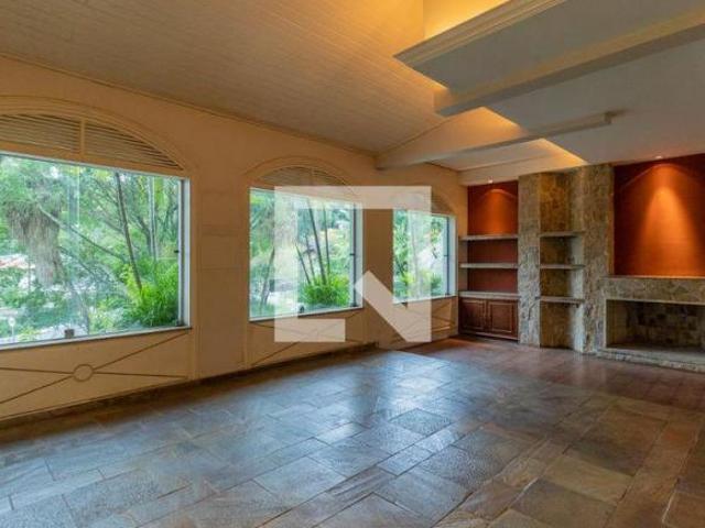Casa à Venda Morumbi, 7 Quartos, 740 m² São Paulo
