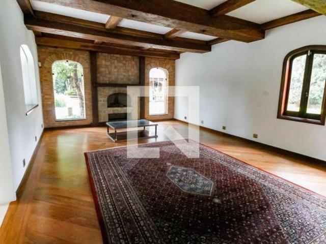 Casa à Venda Morumbi, 7 Quartos, 984 m2