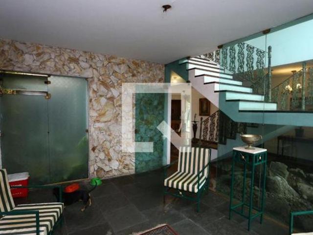 Casa à Venda Morumbi, 3 Quartos, 1000 m2