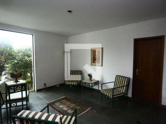 Casa à Venda Morumbi, 3 Quartos, 1000 m² São Paulo