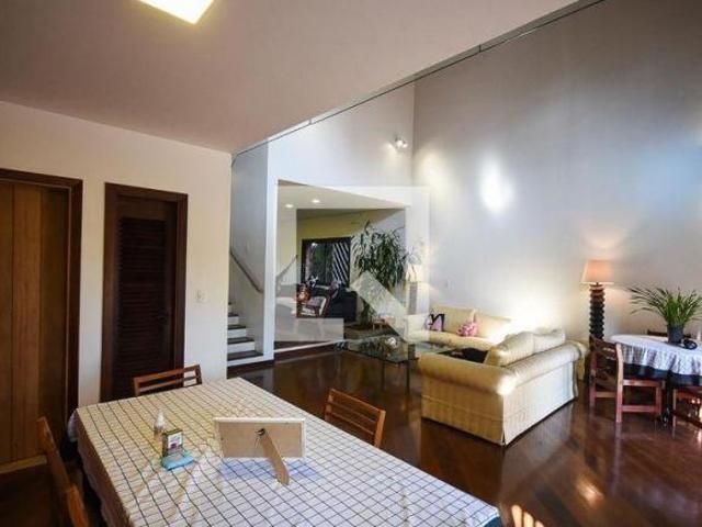 Casa à Venda Morumbi, 3 Quartos, 580 m² São Paulo