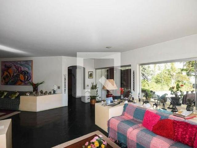 Casa à Venda Morumbi, 3 Quartos, 700 m2
