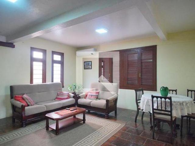 Casa à Venda Mauá, 4 Quartos, 325 m² Novo Hamburgo