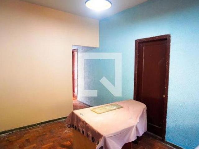 Casa à Venda Madre Gertrudes, 7 Quartos, 300 m² Belo Horizonte