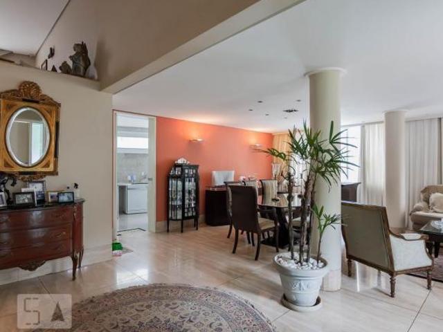 Casa à Venda Mangabeiras, 5 Quartos, 800 m2