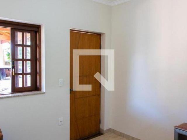 Casa à Venda Mansões Santo Antônio, 2 Quartos, 180 m2