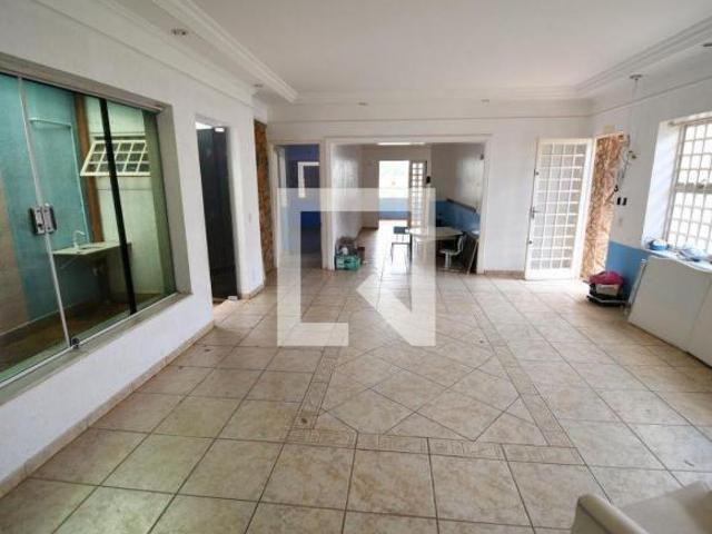 Casa à Venda Mansões Santo Antônio, 3 Quartos, 400 m2