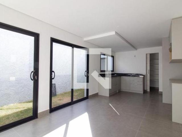 Casa à Venda Mansões Santo Antônio, 3 Quartos, 168 m2