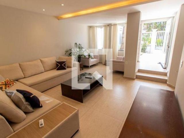 Casa à Venda Mansões Santo Antônio, 4 Quartos, 275 m2