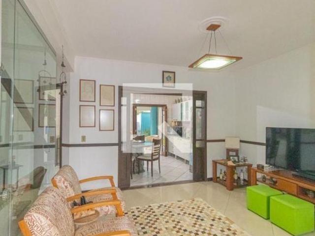 Casa à Venda Marechal Rondon, 4 Quartos, 345 m² Canoas