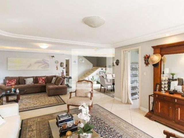 Casa à Venda Marechal Rondon, 6 Quartos, 550 m² Canoas