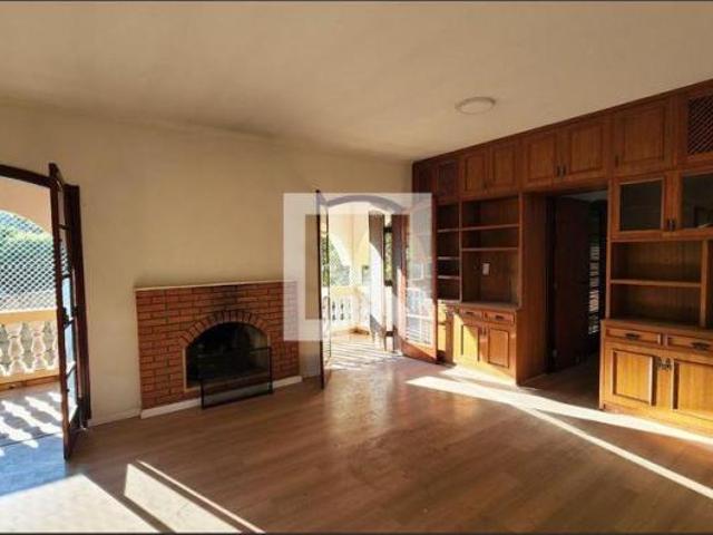 Casa à Venda Medeiros, 3 Quartos, 396 m² Jundiaí