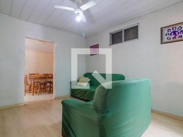 Casa à Venda Medianeira, 4 Quartos, 200 m² Porto Alegre