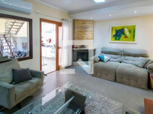 Casa à Venda Medianeira, 4 Quartos, 300 m² Porto Alegre