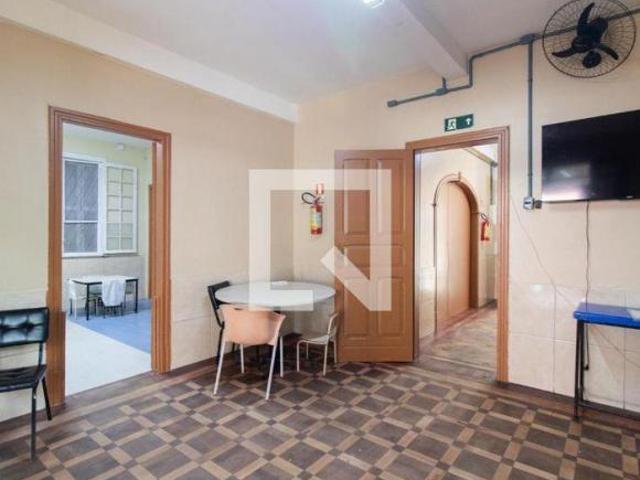 Casa à Venda Medianeira, 7 Quartos, 1900 m² Porto Alegre