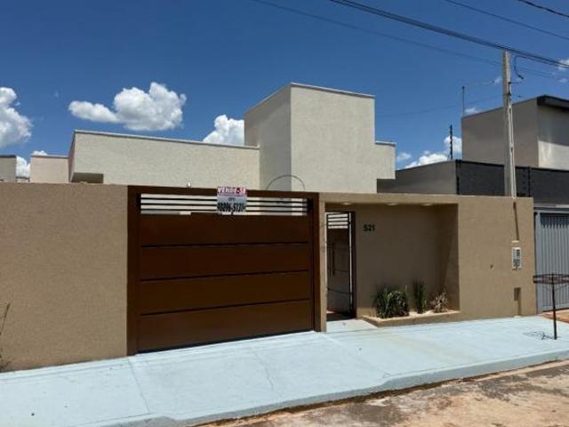 Casa à Venda Menezes III, Bady Bassitt, 2 Dormitórios e 210m²