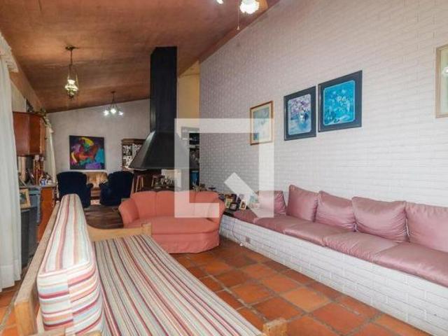 Casa à Venda Menino Deus, 3 Quartos, 217 m² Porto Alegre