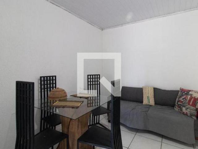 Casa à Venda Menino Deus, 2 Quartos, 290 m² Porto Alegre