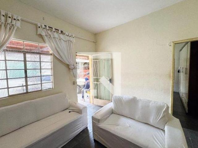 Casa à Venda Milionários, 2 Quartos, 350 m² Belo Horizonte