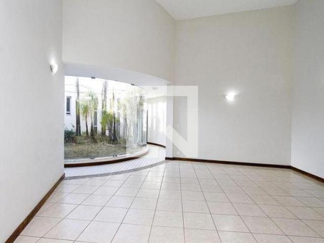Casa à Venda Minas Brasil, 4 Quartos, 450 m² Belo Horizonte