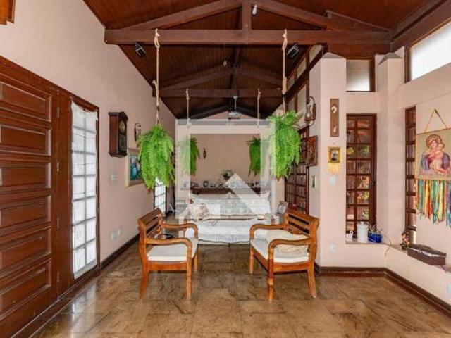 Casa à Venda Minas Brasil, 4 Quartos, 2000 m² Belo Horizonte