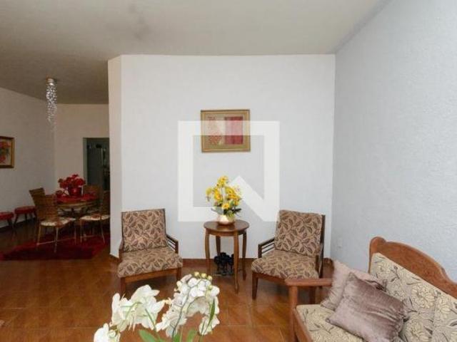 Casa à Venda Miramar, 4 Quartos, 250 m² Belo Horizonte