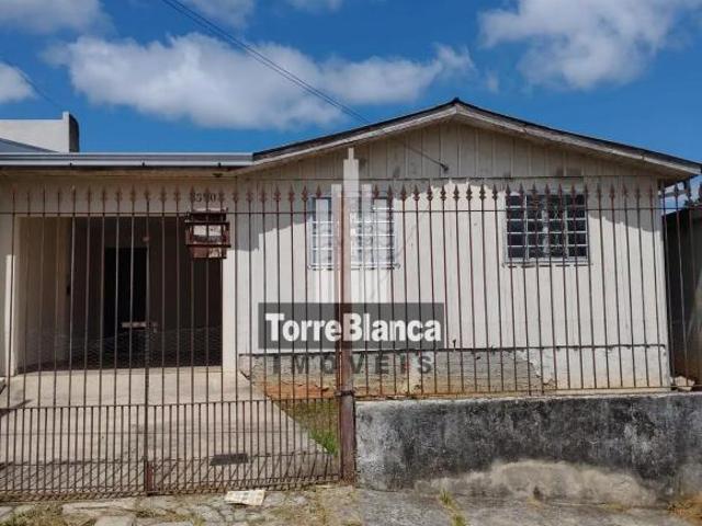 Casa à Venda, Mista, com 2 Quartos e Garagem