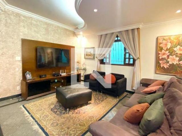 Casa à Venda Nova Vista, 4 Quartos, 400 m² Belo Horizonte