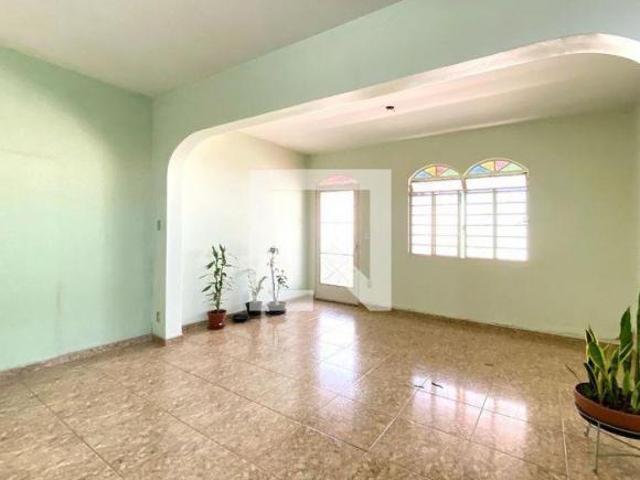 Casa à Venda Nova Vista, 3 Quartos, 344 m² Belo Horizonte