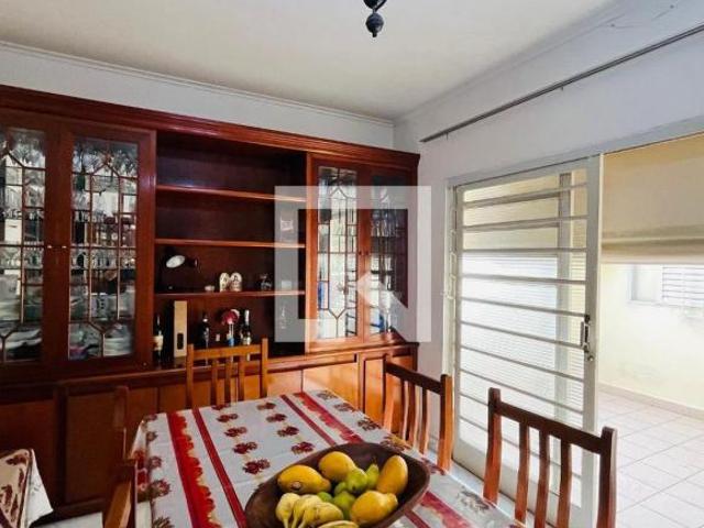Casa à Venda Nova Campinas, 4 Quartos, 303 m2