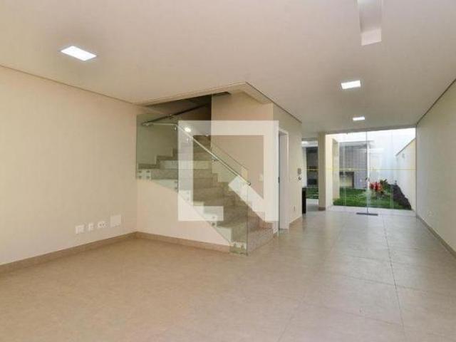 Casa à Venda Nova Floresta, 4 Quartos, 160 m² Belo Horizonte