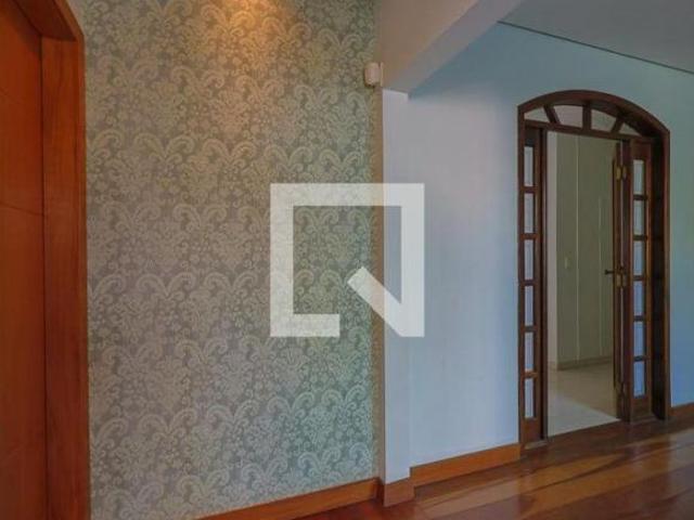 Casa à Venda Nova Floresta, 3 Quartos, 400 m² Belo Horizonte