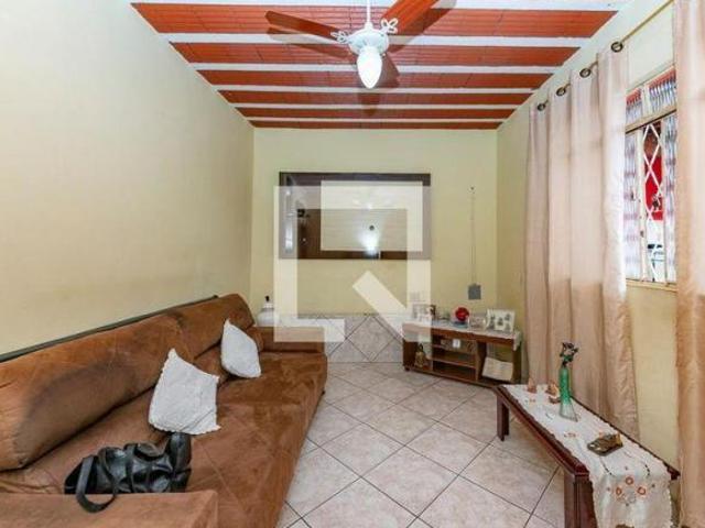 Casa à Venda Nova Gameleira, 4 Quartos, 240 m² Belo Horizonte