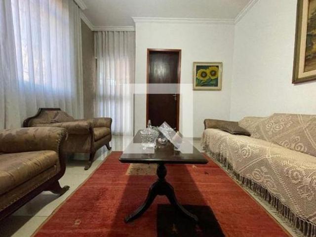 Casa à Venda Nova Granada, 3 Quartos, 133 m² Belo Horizonte