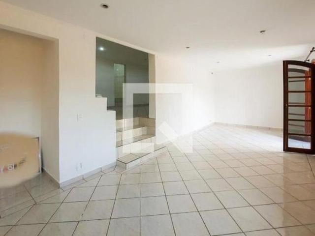 Casa à Venda Nova Petrópolis, 2 Quartos, 211 m² São Bernardo do Campo